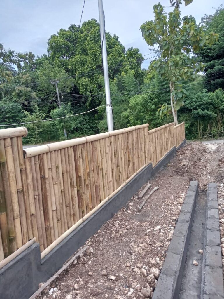 Harga Pagar Bambu di Bali Termasuk Pemasangan & Finishing